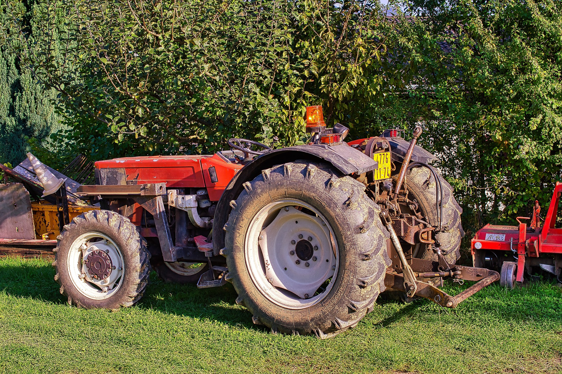 Tractors – Start up Fact Sheet – SafetyNow ILT