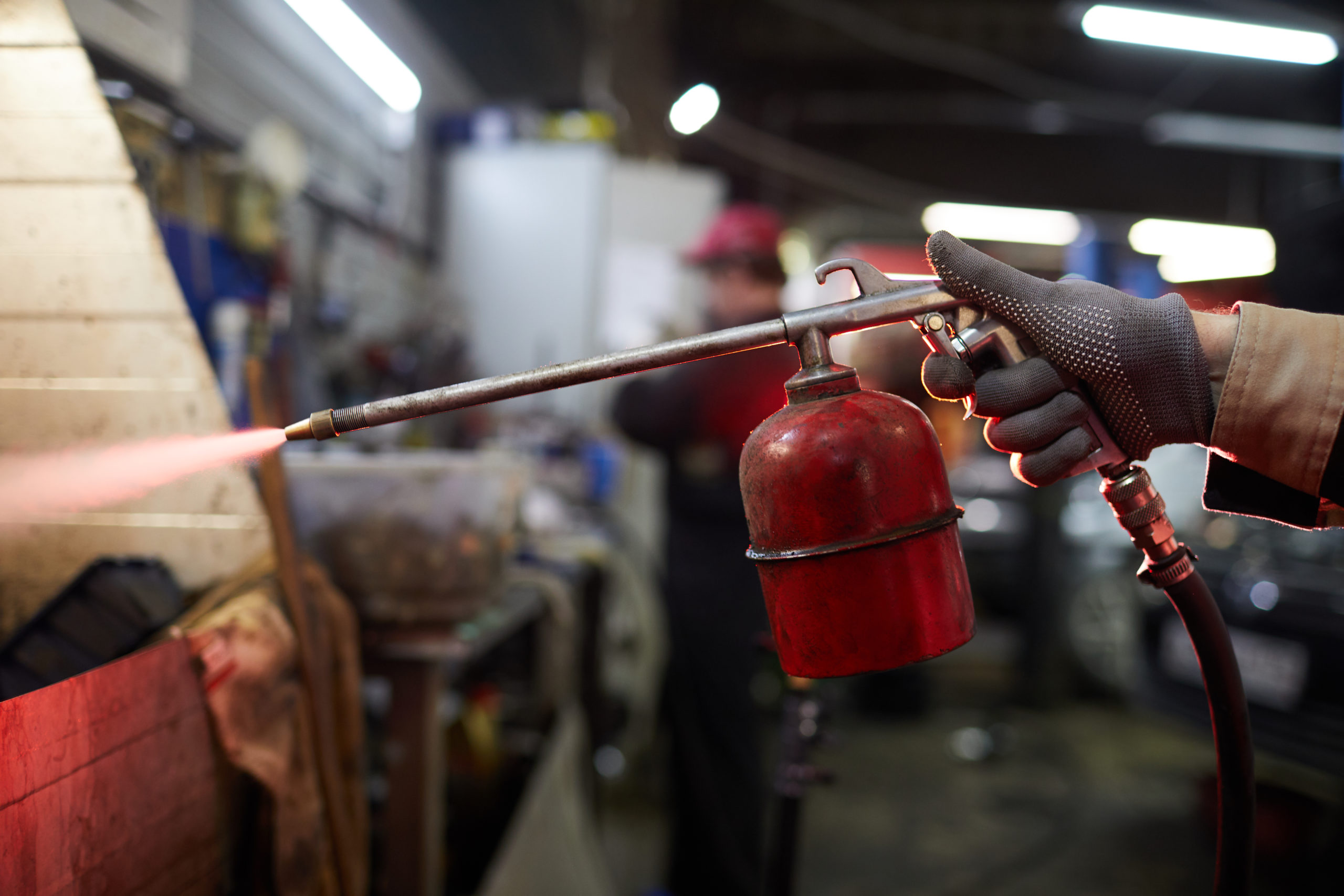 Avoid Silicosis from Abrasive Sandblasting – Quick Tips – SafetyNow ILT